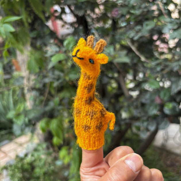 Finger Puppet - Giraffe – Zee Bee Market LLC